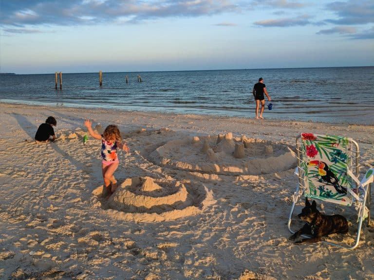 Totally Free Stuff to do in Bay St. Louis - Traveler Broads